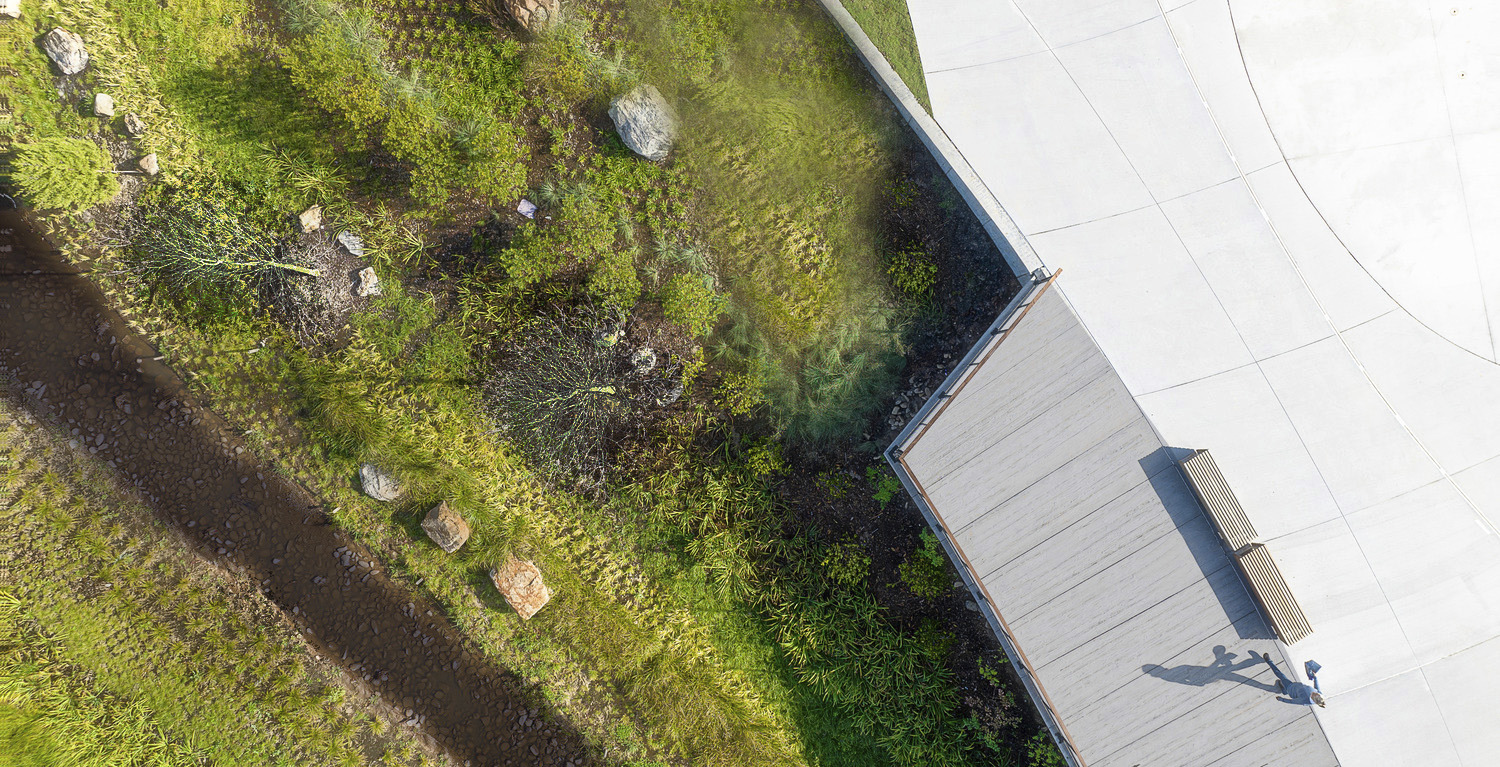 A0408_N113_medium - Surface 678