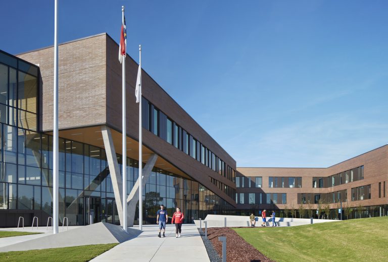 Projects - Surface 678